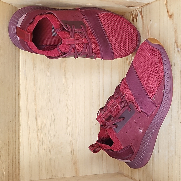 Under Armour | Shoes | Under Armour Threadborne Shift Girls Shoes ...